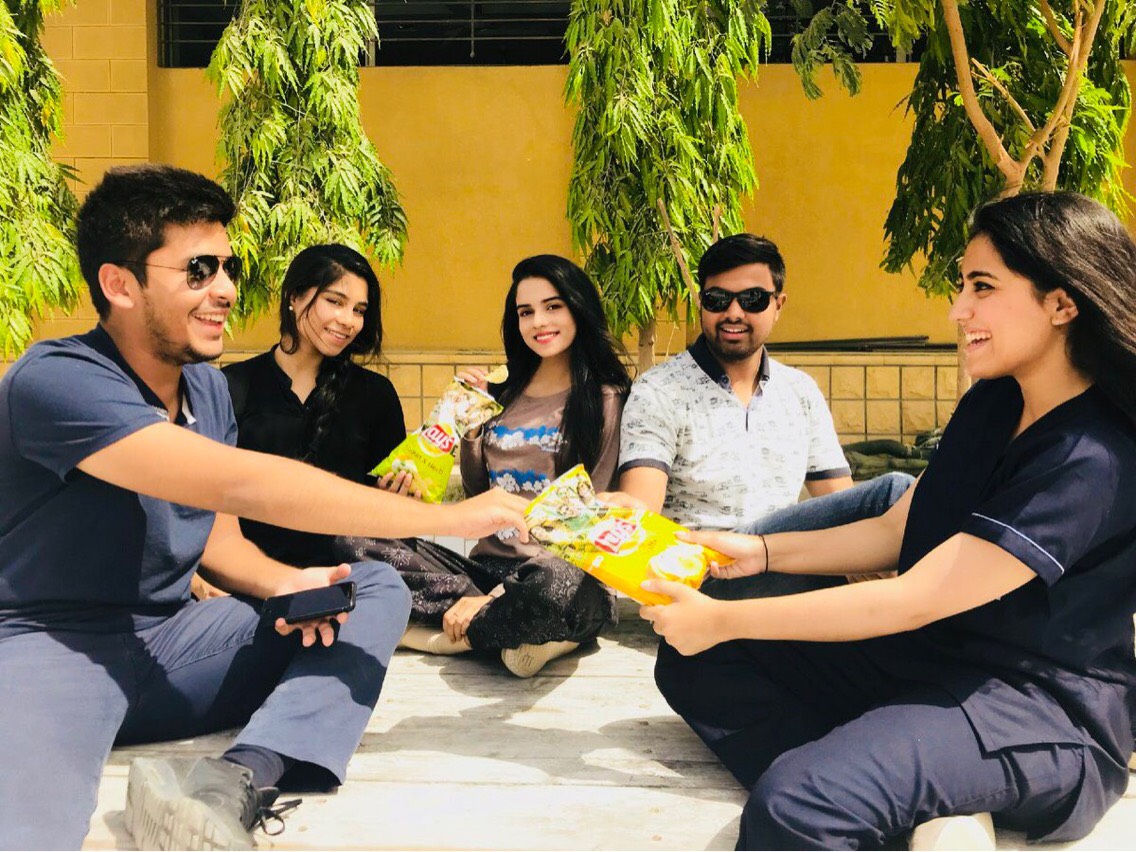 These Pakistanis Are Giving Us Total Friendship Goals by Taking These ...
