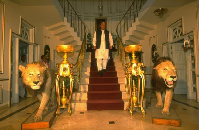 How Rich Is Prime Minister Nawaz Sharif in Real? You Will Be Shocked!