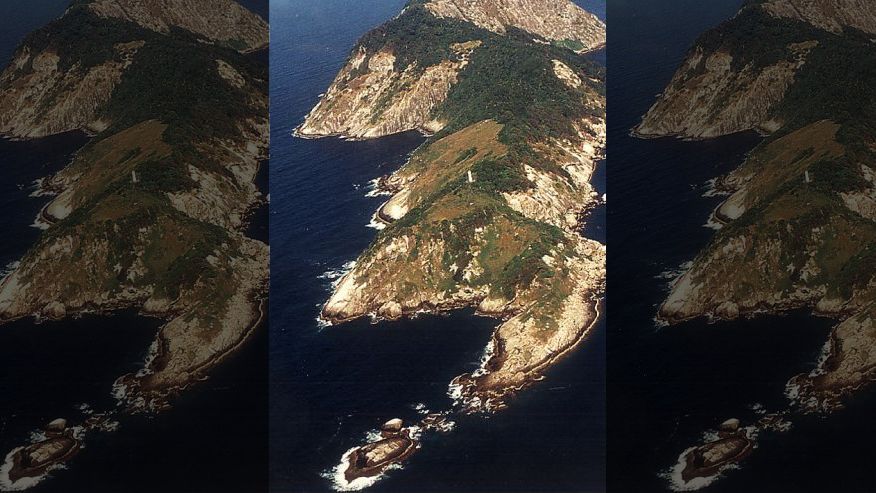 World's 'deadliest' island is seriously snake-infested - Parhlo