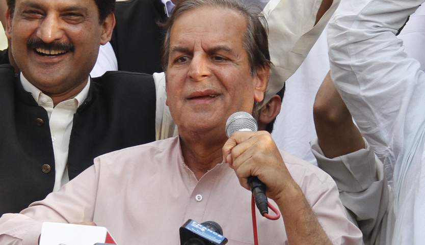 Baaghi Javed Hashmi Bows Out! Scared, Democratic or Simply Unfaithful?