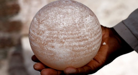 12 Fascinating Images Of Khewra Salt Mine That Will Leave You ...