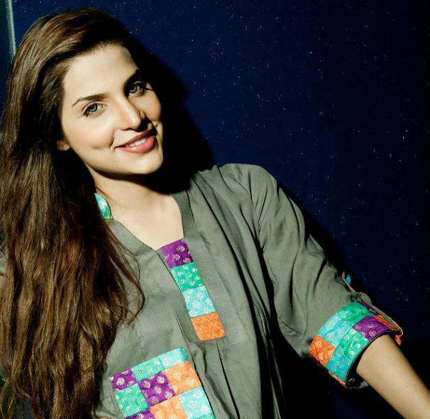 These Stunning Pakistani Women Are Making The World Drool Over Them