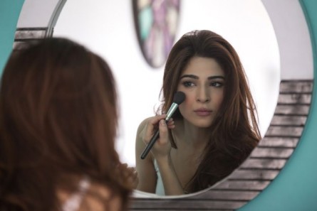7 Signs That Prove You're A Make Up Addict