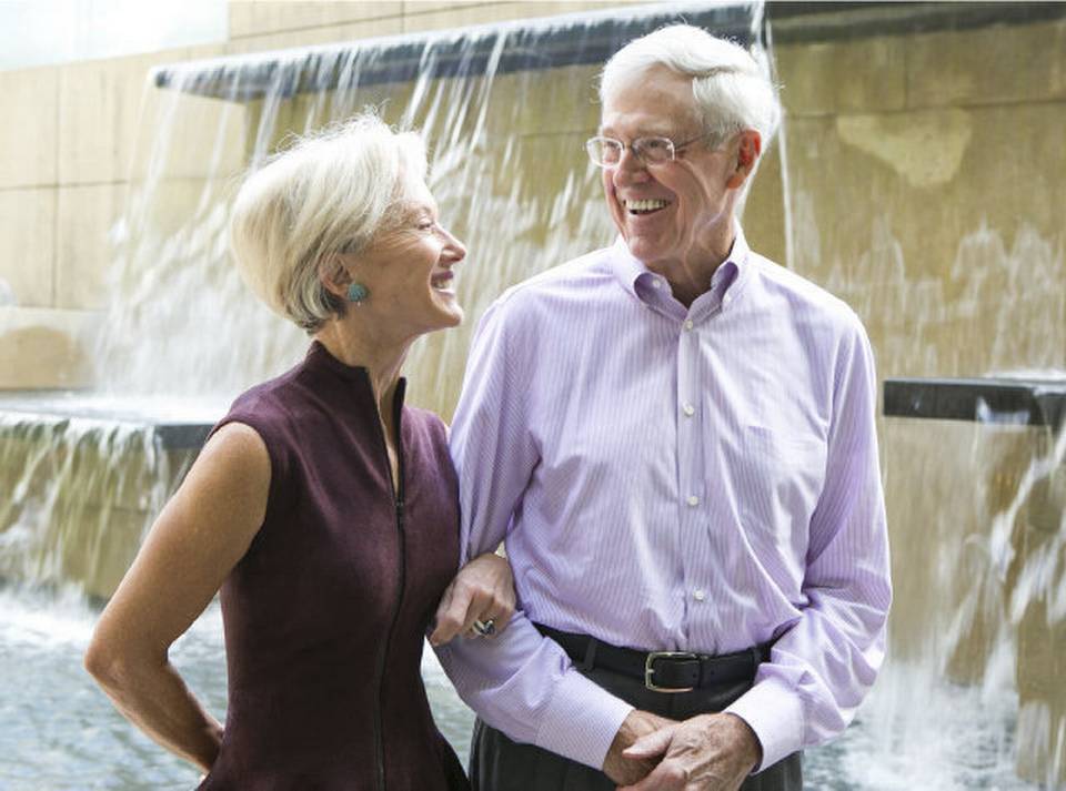 10 Wealthiest Couples On The Planet!