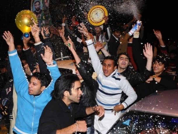 7 Mind-Blowing New Year Parties You Can Go To In Karachi!