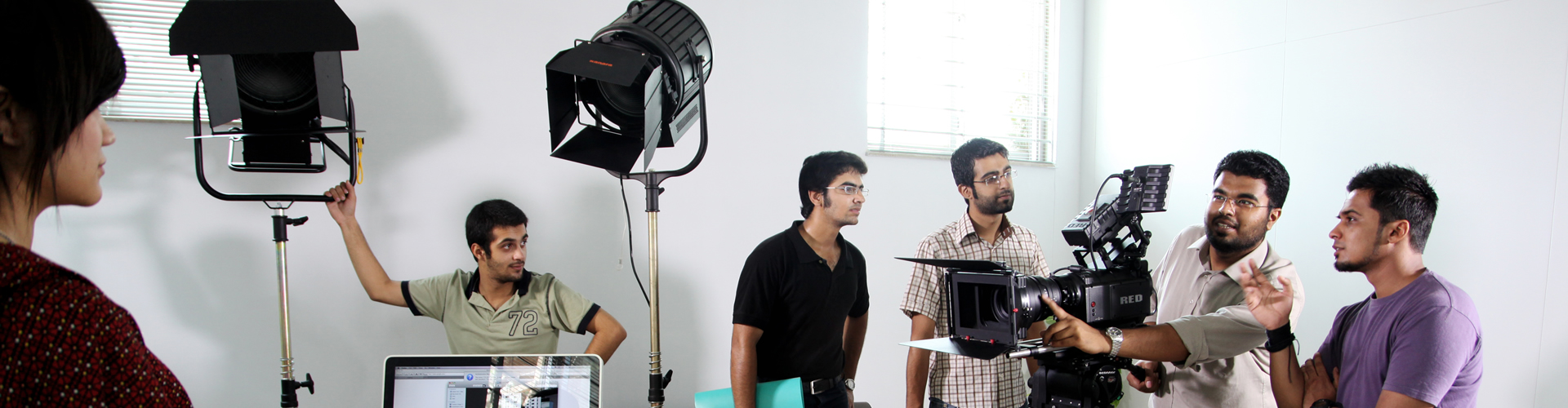 10 Top Art Schools Of Pakistan That Produce The Most Creative And Hard ...