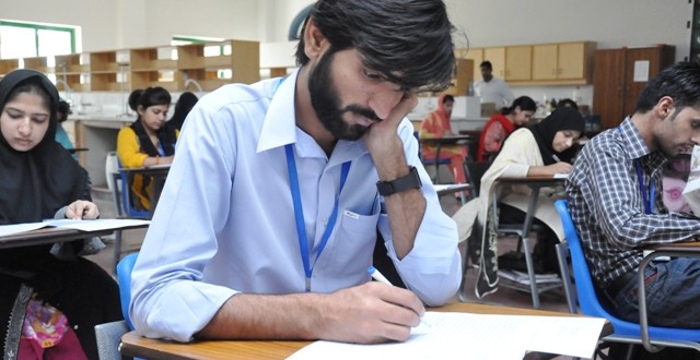 10 Reasons Why 97.14% Pakistani Aspirants Fail Their CSS Exams