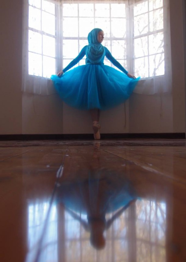 Trailblazing First Muslim Hijabi Ballerina - Parhlo