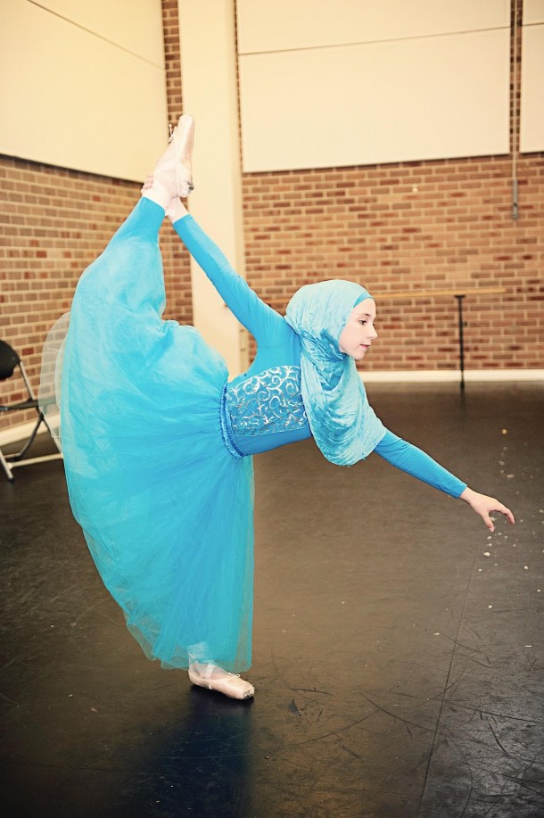 Trailblazing First Muslim Hijabi Ballerina - Parhlo