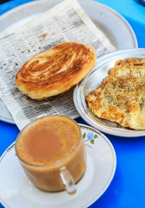 Karachi's "Pathan ka Chai Paratha" a Delight in Itself! - Parhlo