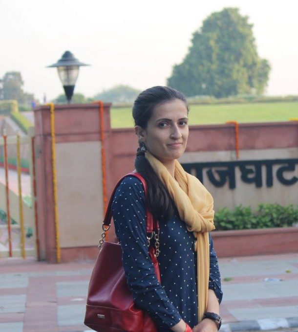 20 Pakistani Girls Spread Love and Peace in India, But Was This A Good ...