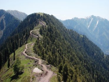 Top 10 Tourist Attractions of Azad Kashmir - Pakistan|Parhlo.com