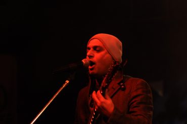 Ali Azmat (Junoon) - Biography, Life, Career, Band, Music and Much More
