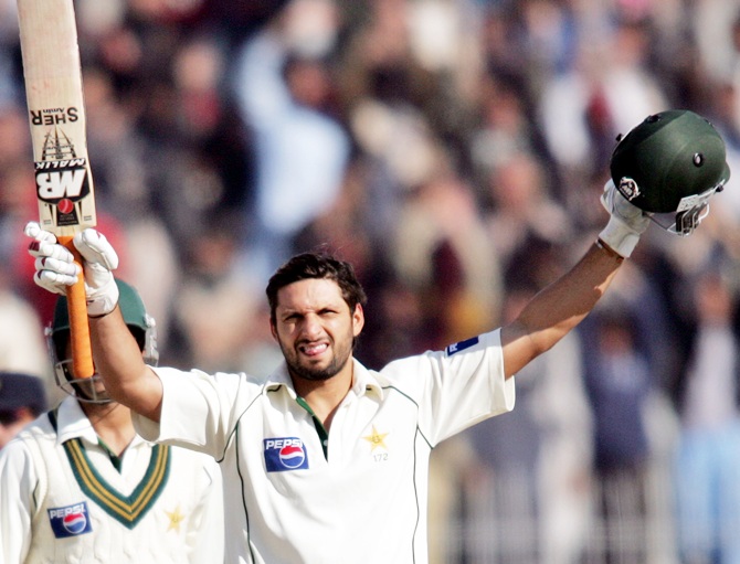 Shahid Afridi Biography, Career, Stats And Records