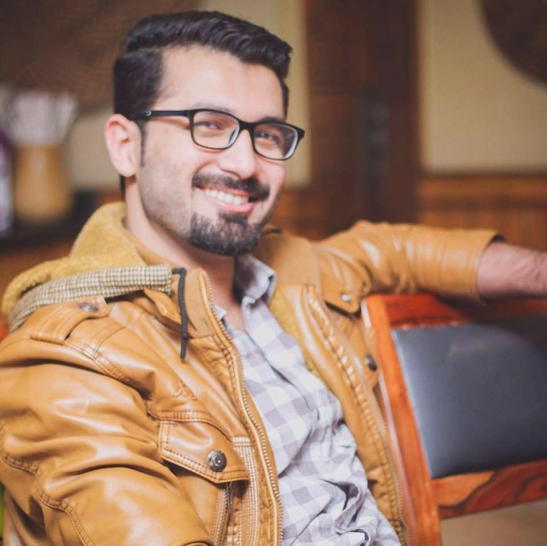 When The Going Gets Tough, Moiz Works His Way Up To Success