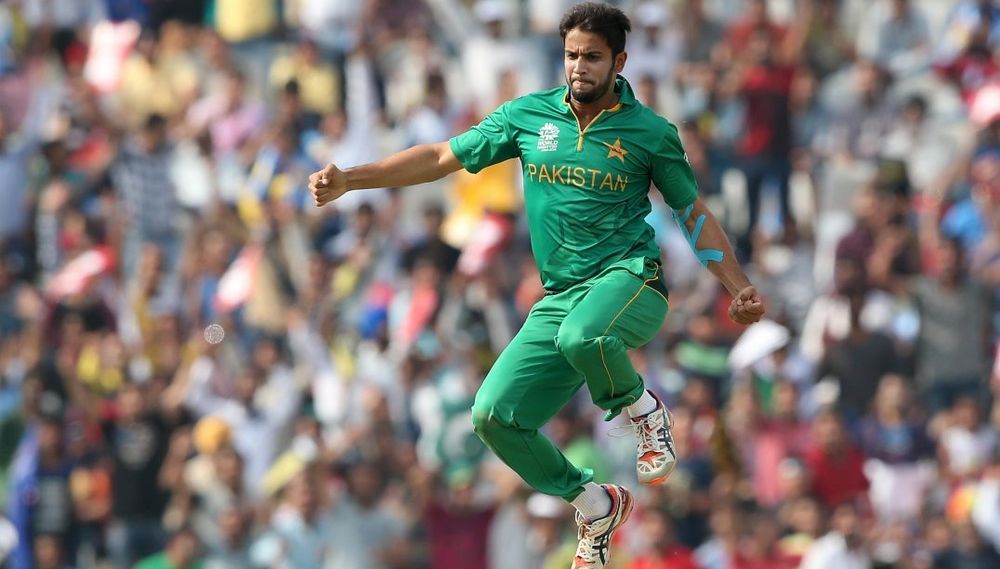 Imad Wasim Copies Cristiano Ronaldo's Celebration and People are ...