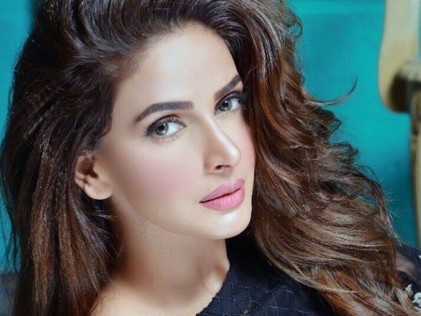 Top 10 Pakistani Actors With Remarkable Acting Skills|Parhlo.com