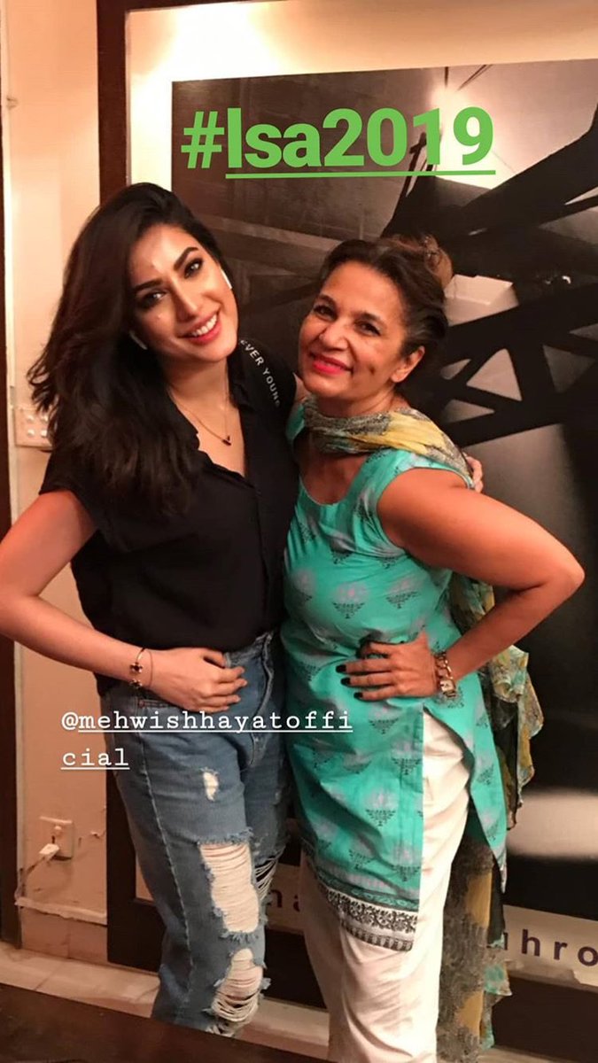 Frieha Altaf Is A Show Director At Lux Style Awards 2019|Parhlo.com