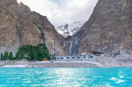 This Luxury Resort In Hunza Is Giving Major ‘Honeymoon’ Feels And There ...