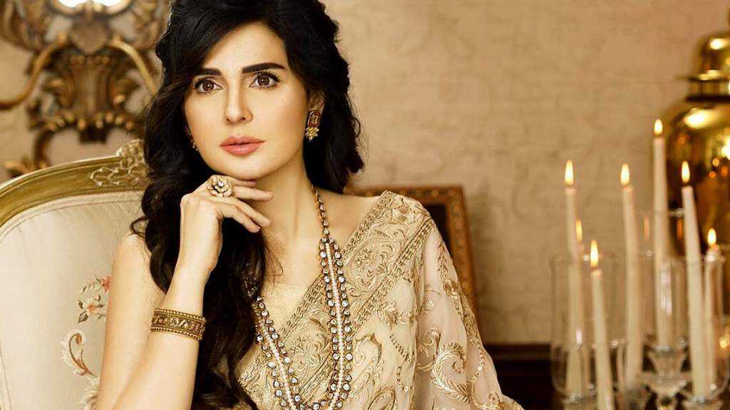 Mahnoor Baloch Strikes Again With Her Youthful Looks And We Wonder If ...