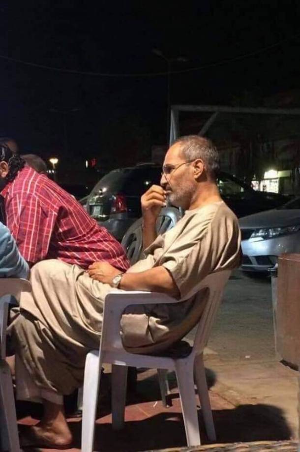 Steve Jobs Was Spotted In Quetta, Chilling With Friends And Woah, Did ...
