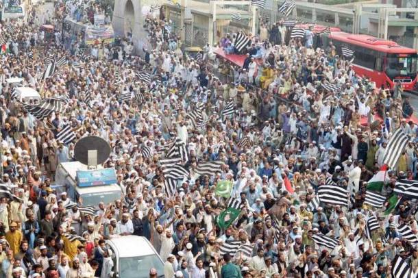 Azadi March Issue To Be Solved Through Reconciliation - PM Imran Khan!