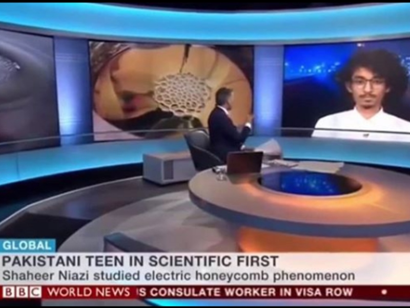 Meet The Young Pakistani Physicist Who Broke Newton's Record At Age 16