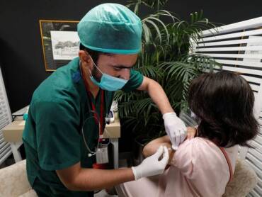 UK Variant Accounts For 70% Of COVID Cases In Pakistan