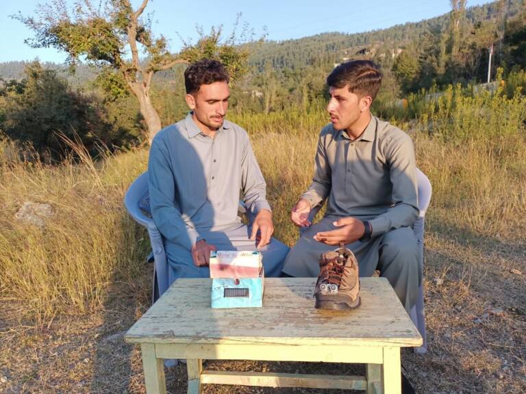 This 17-Year-Old From Swat Invented 'Smart Shoes' To Help The Visually ...