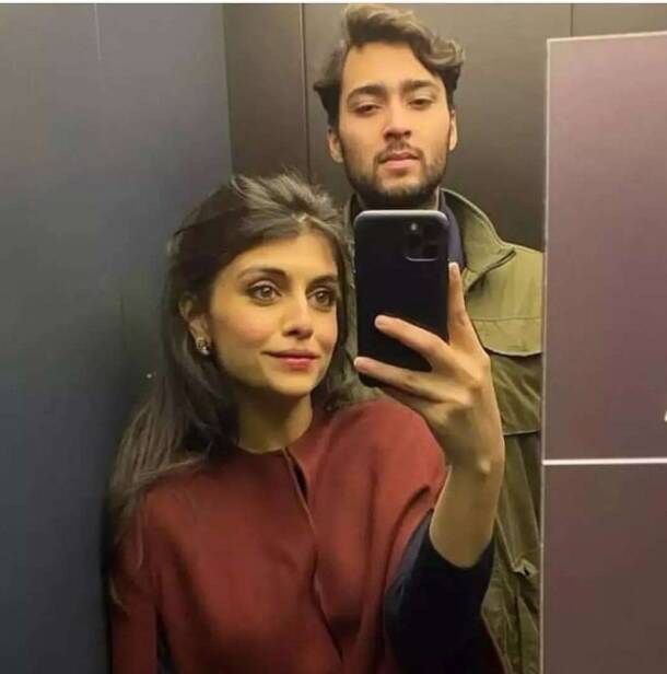 After Junaid Safdar, Hamza Shahbaz Wins Hearts With His Singing Skills - Video Goes Viral