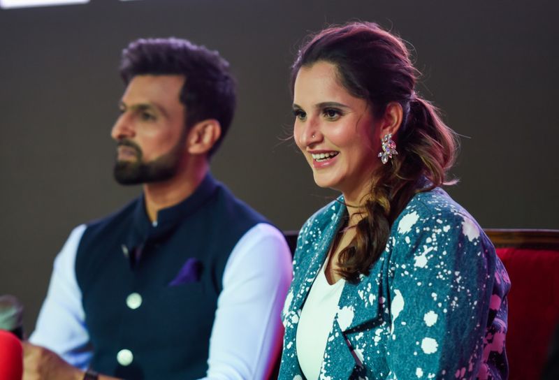 Sporty Couple On Big Screen - Sania Mirza & Shoaib Malik's Biopic In ...