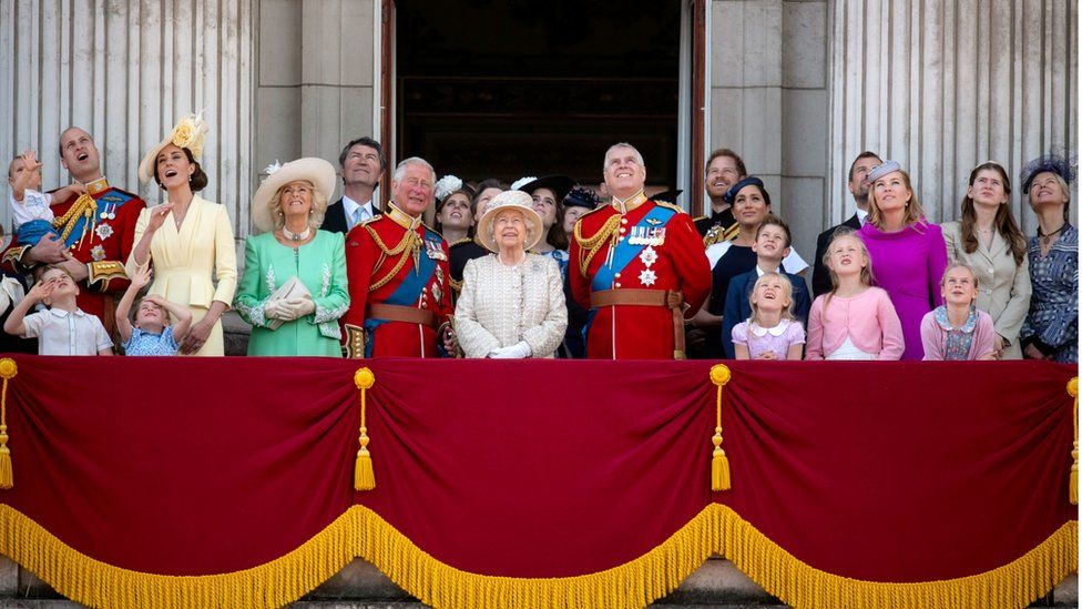 Top 5 Richest Royal Families In The World