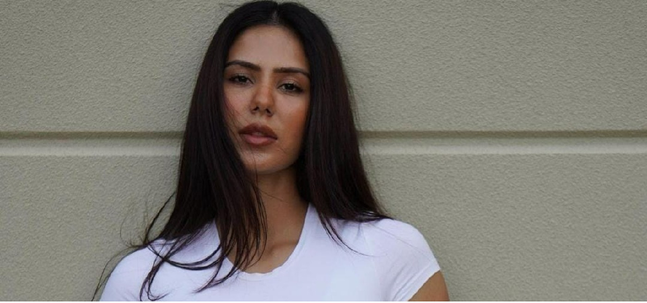Revealed! Sonam Bajwa To Visit Pakistan This Year