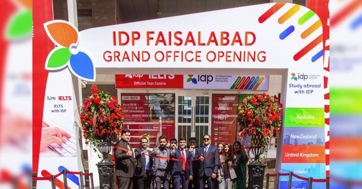 IDP Education Pakistan new offices launched in Faisalabad & Gujrat