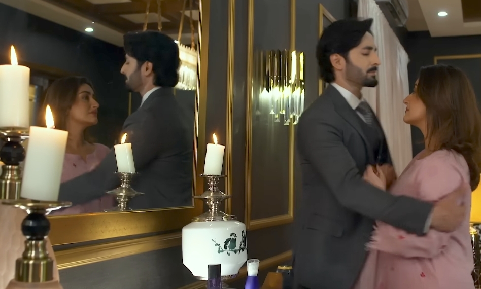 'Jaan Nisar' Drama, Intimate Scene Receives Fans Disapproval - Parhlo