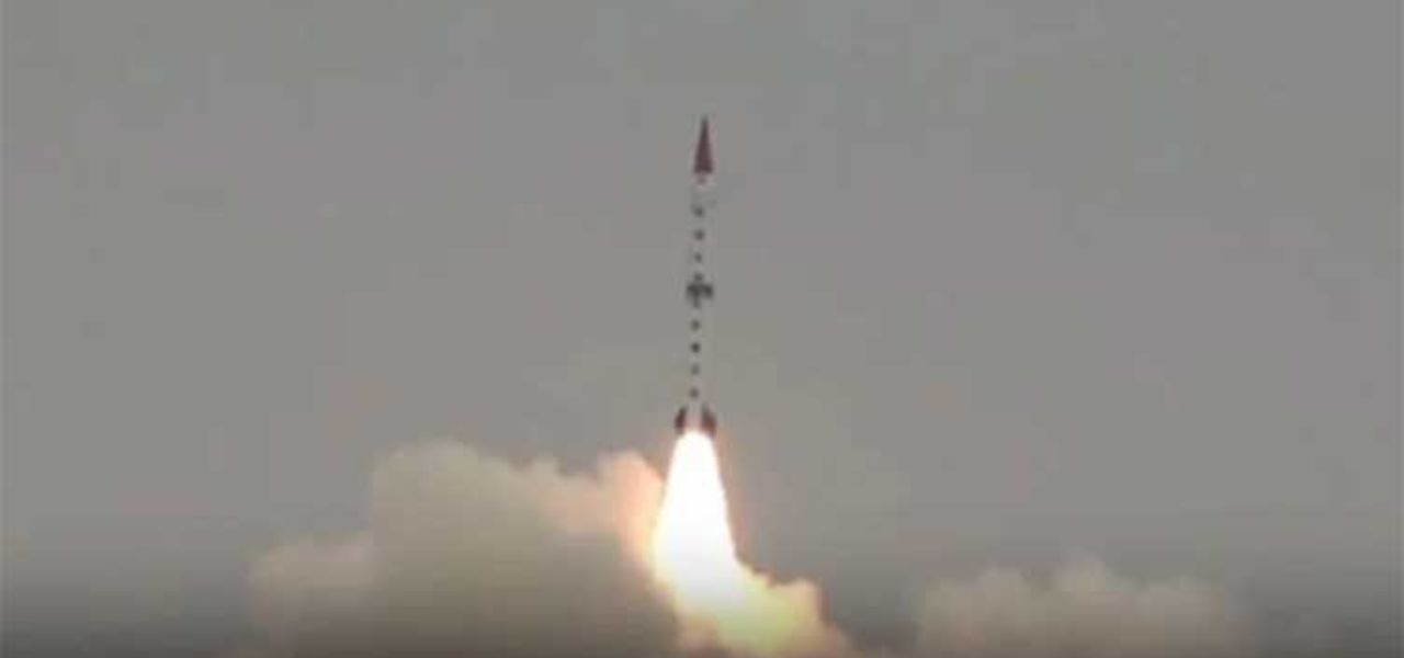 Pakistan Launches Shaheen-II Training Missile - Parhlo