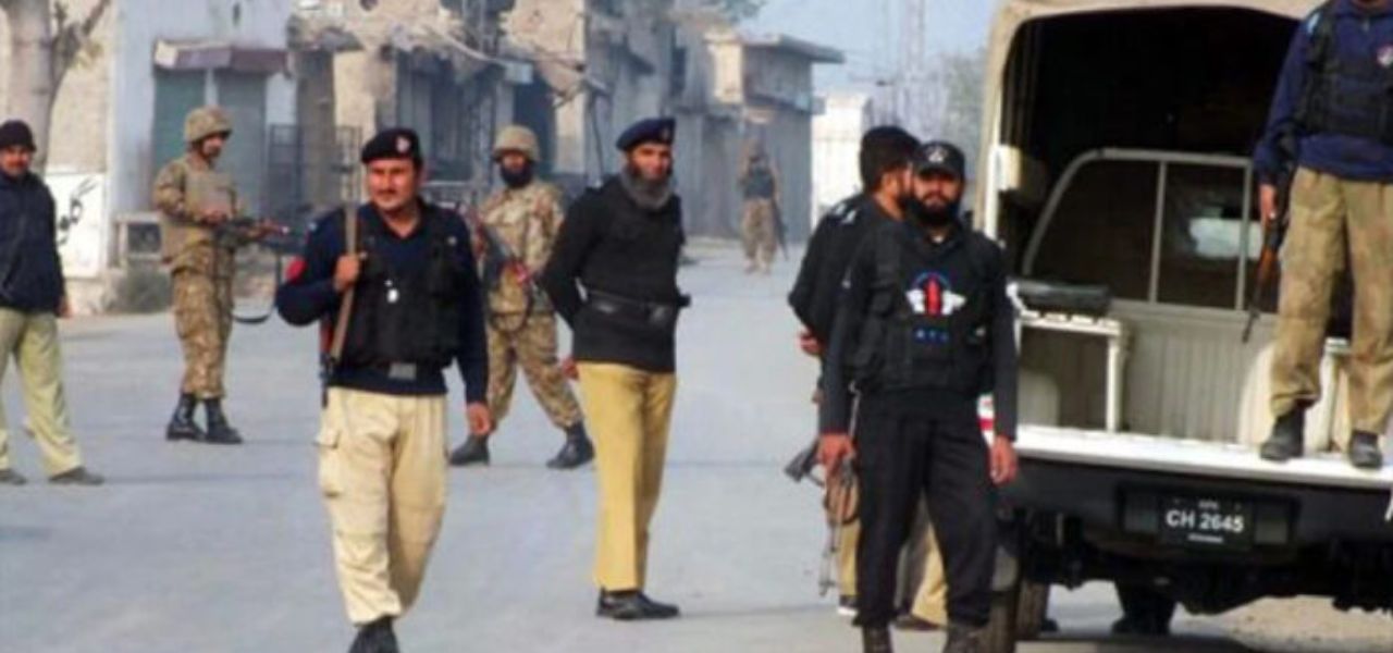 Four Police Personnel Injured In IED Explosion In Buner - Parhlo