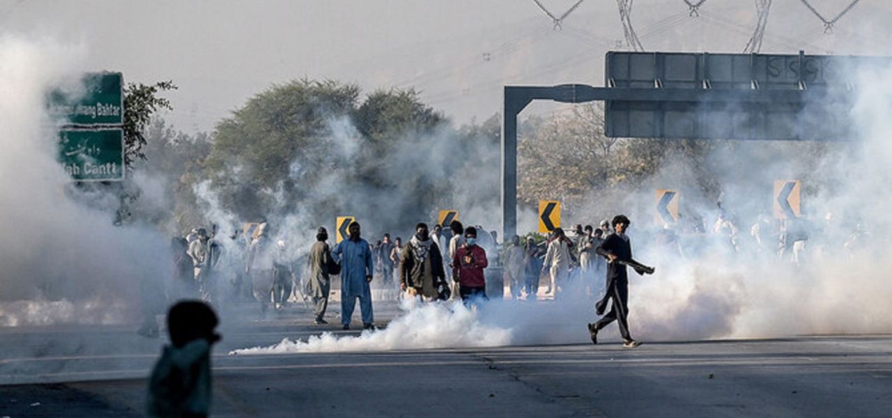 10 Dead, 71 Injured in PTI Protest Clashes in Islamabad - Parhlo
